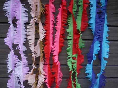 11 Eco-Friendly Tinsel Alternatives To Deck The Halls With - Moral Fibres